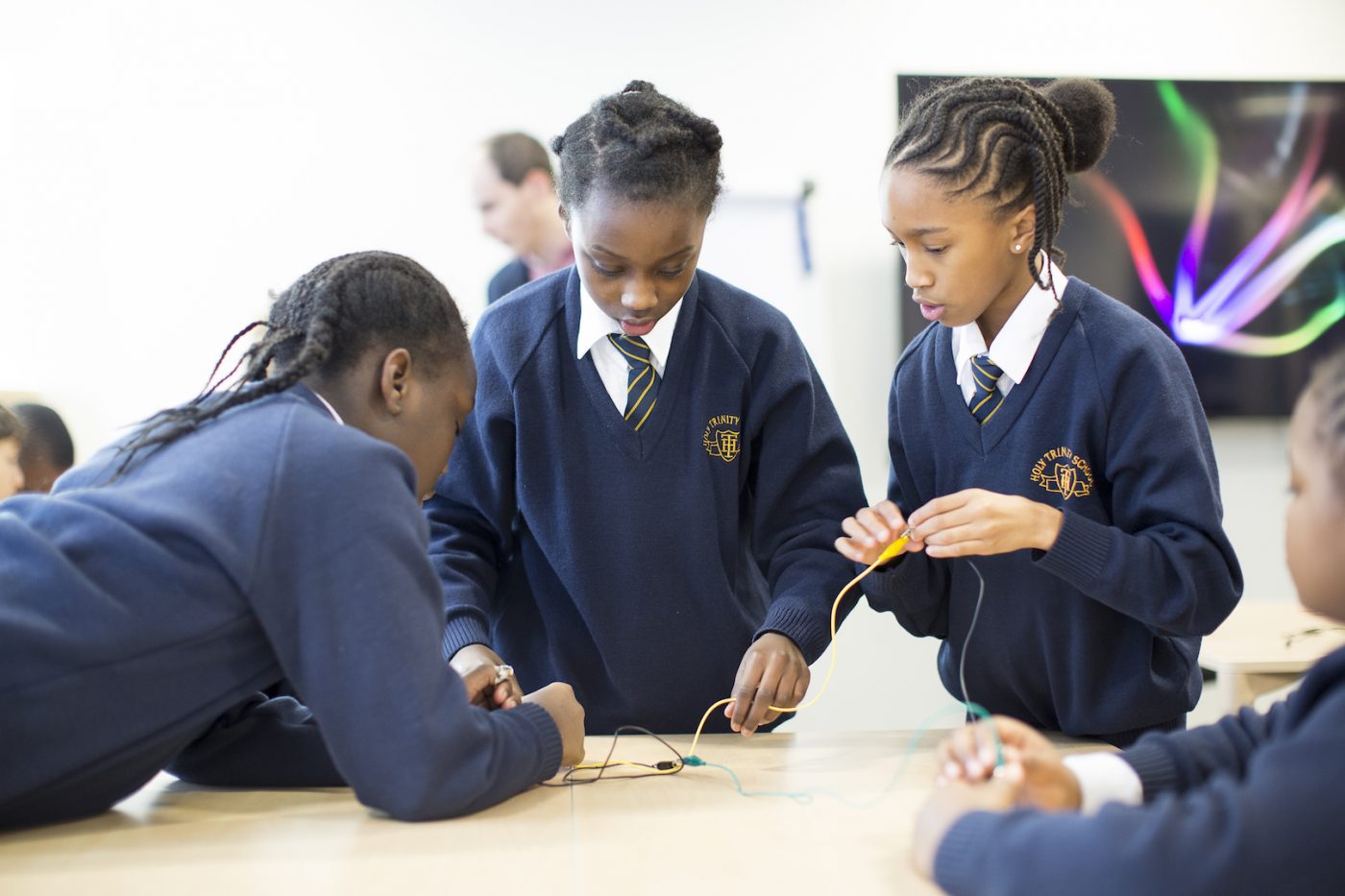 Holy Trinity Primary School | Curriculum